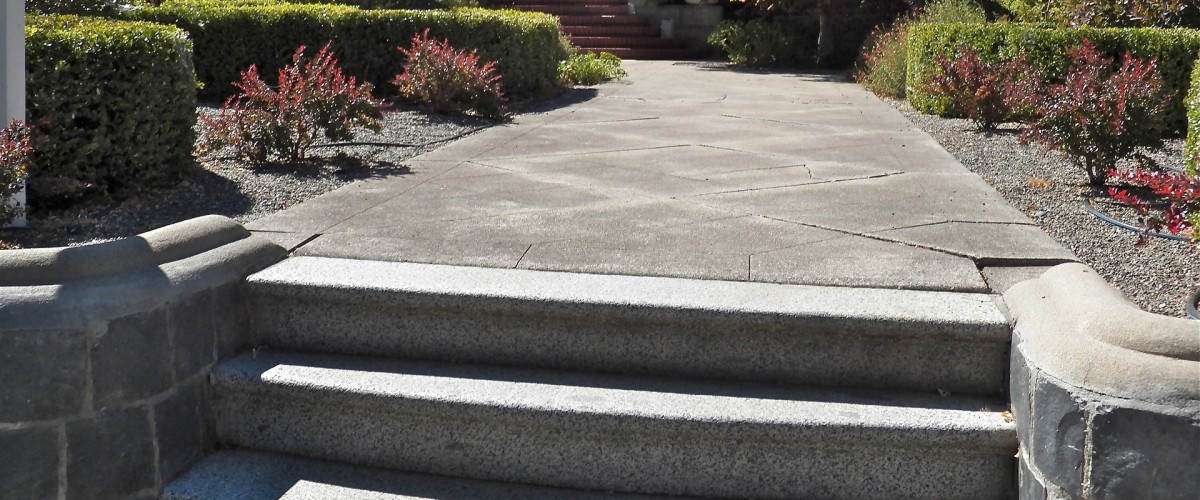 Landscaping Stonework - Plahtaric Construction and Masonry